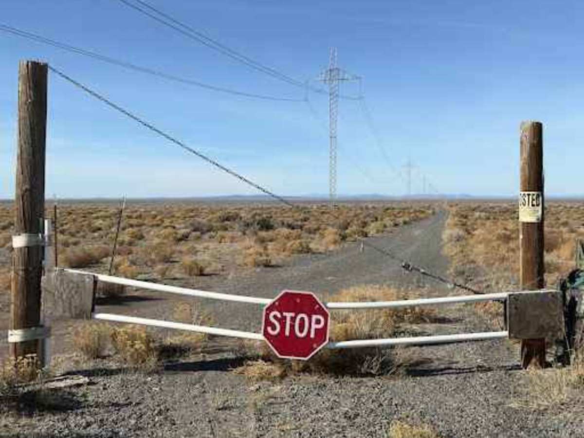Christmas Valley Desert Crossing | Off-Road Trail Maps, Difficulty ...