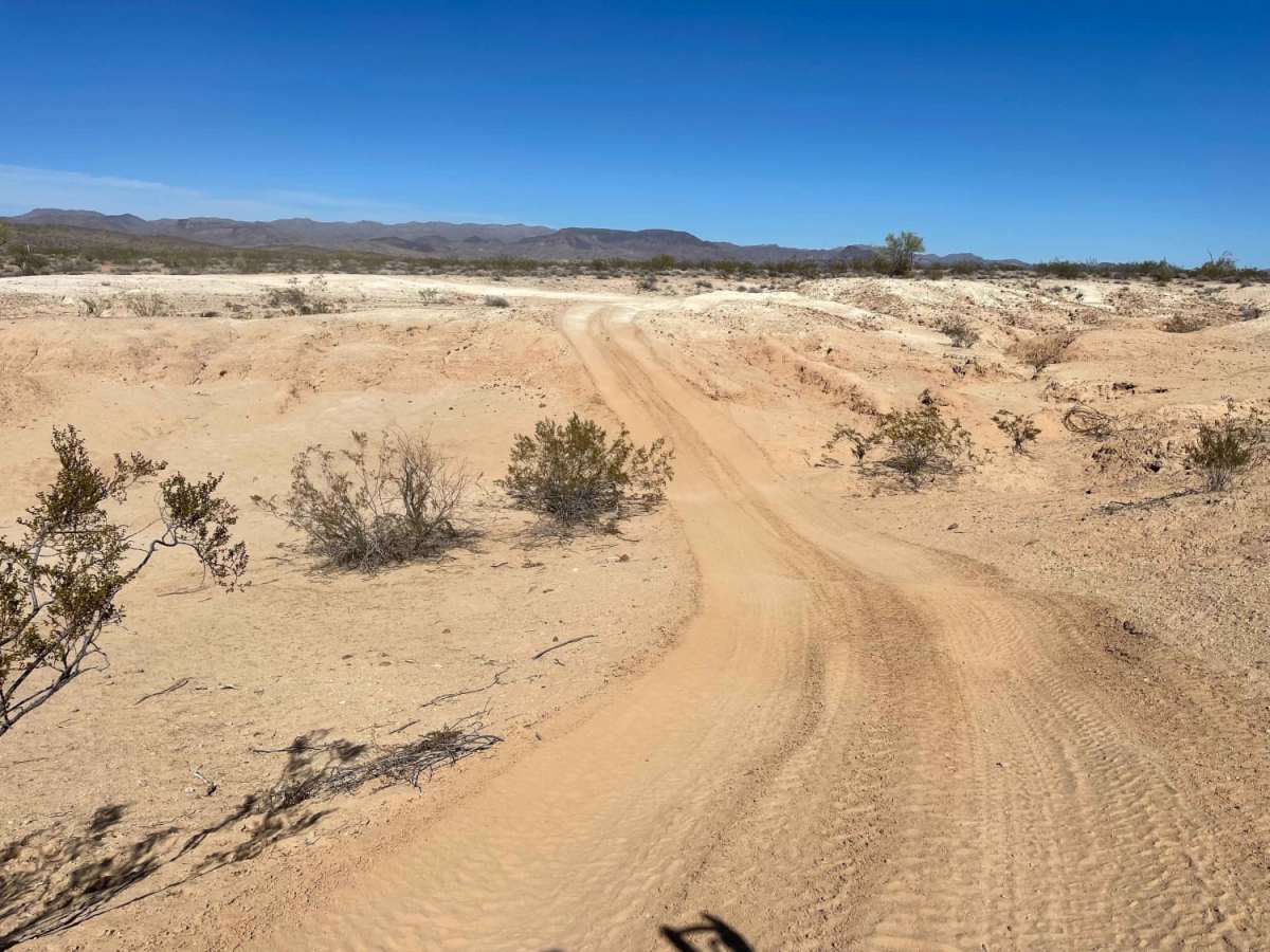 A Loop Into the Desert | Off-Road Trail Maps, Difficulty, Trail Status ...